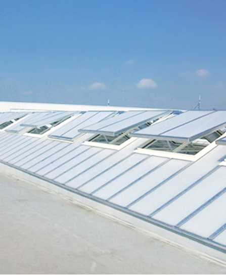 mcr PROLIGHT TRIANGULAR SHAPED CONTINUOUS ROOFLIGHT WITH VENTILATION ...